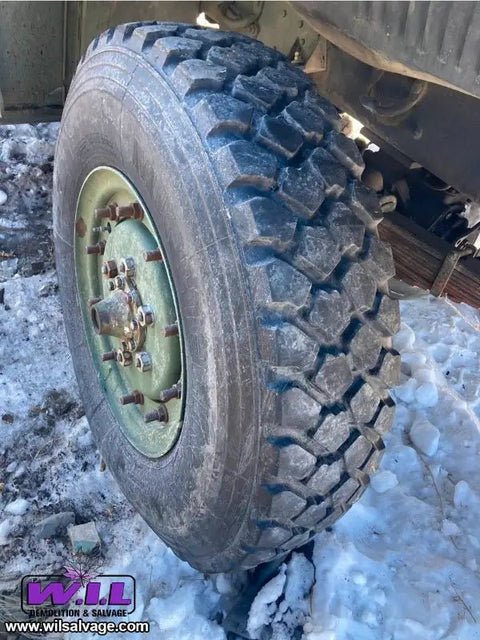 11.00R20 Michelin – Military Surplus Tire & Rim Assembly (Assorted Tre ...