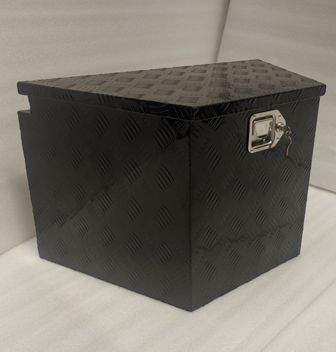 29" Black Aluminum Trailer Tongue Tool Box – Weatherproof Lockable Sto ...
