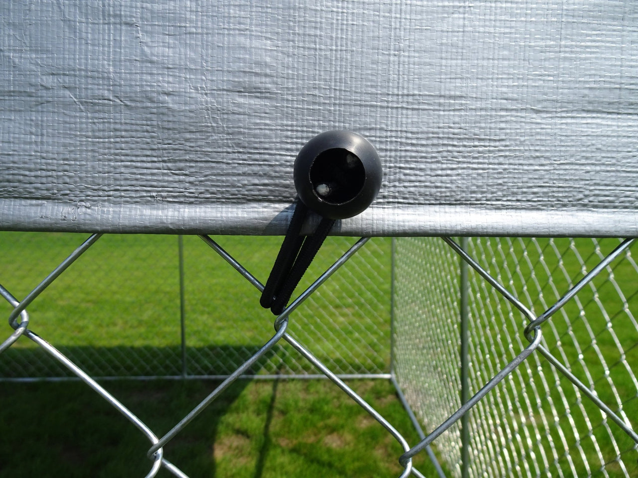 Heavy-Duty 10×10×6 ft Outdoor Dog Kennel w/ UV Canopy – Chain Link Ste ...